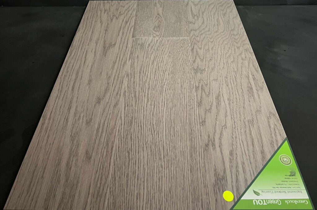Valencia AR1309 Green Touch American Oak